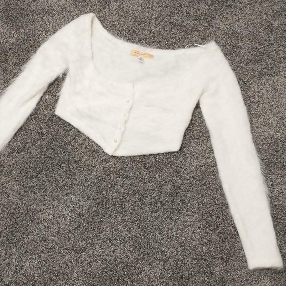 Urban Outfitters | Tops | Urban Outfitters White Cropped Angora Sweater ...